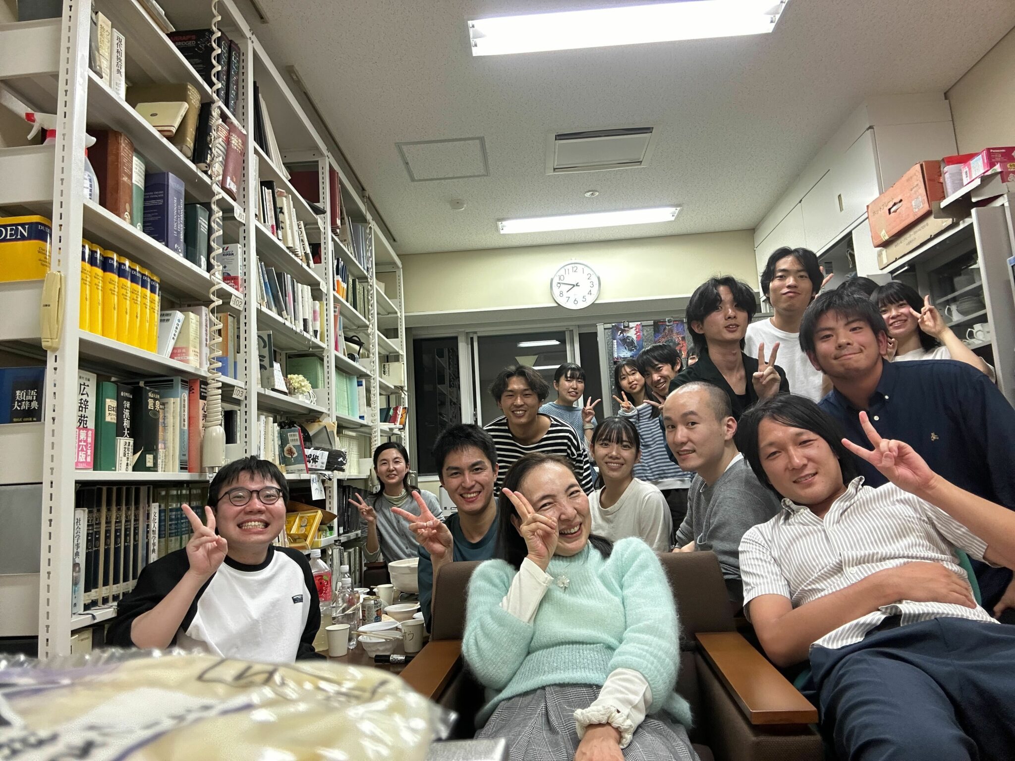 2024年度 卒論・修論中間発表会が無事終わりました。そして、3種のお鍋で打ち上げ！ – 大阪大学人間科学部/人間科学研究科 教育人間学分野